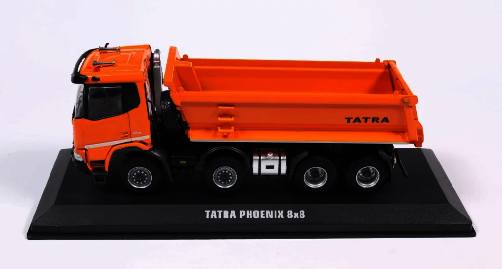 model Tatra Phoenix 2024 8x8 oranžový | eARMYSHOP.cz